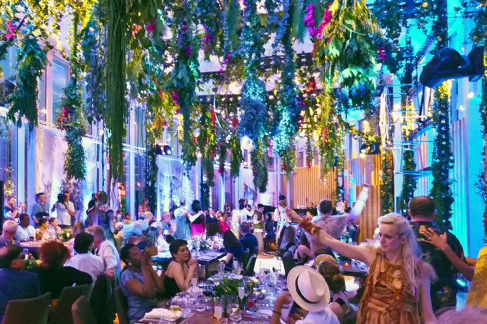 Eden Lounge Launch Celebrity Cruises - Brown Pelican WiFi